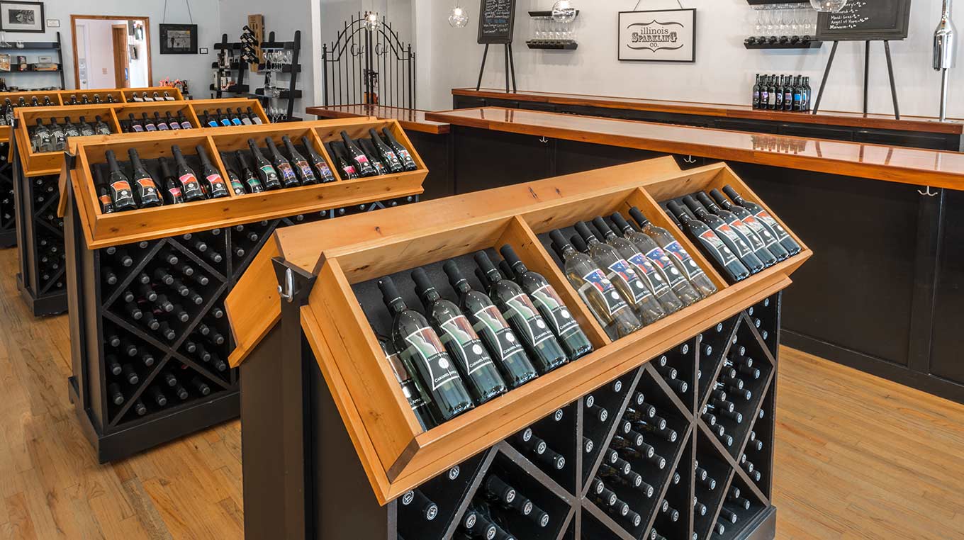 Benefits-and-Discounts_20160803_August_Hill_2335_a - August Hill Winery